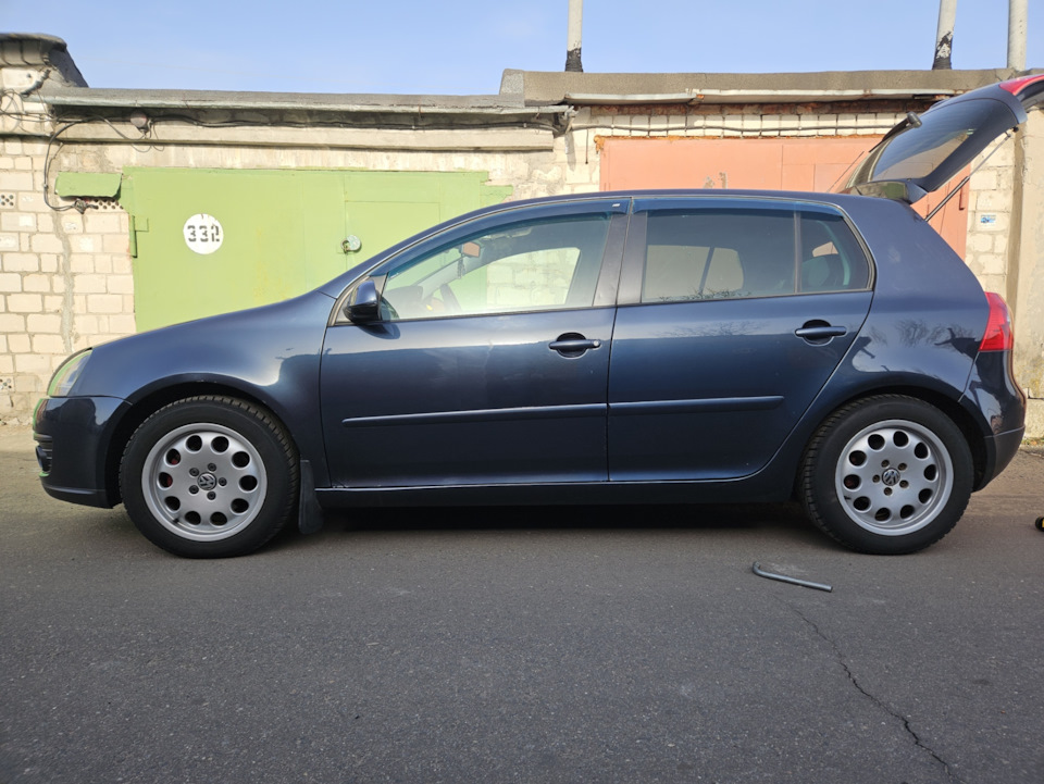 Какие лучше смотрятся? — Volkswagen Golf Mk5, 1,4 л, 2008 года ...