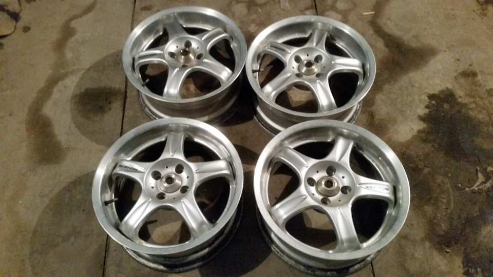 Диски Rays Volk Racing AV Revolution (Forged) R16 — Toyota Corolla (100 ...