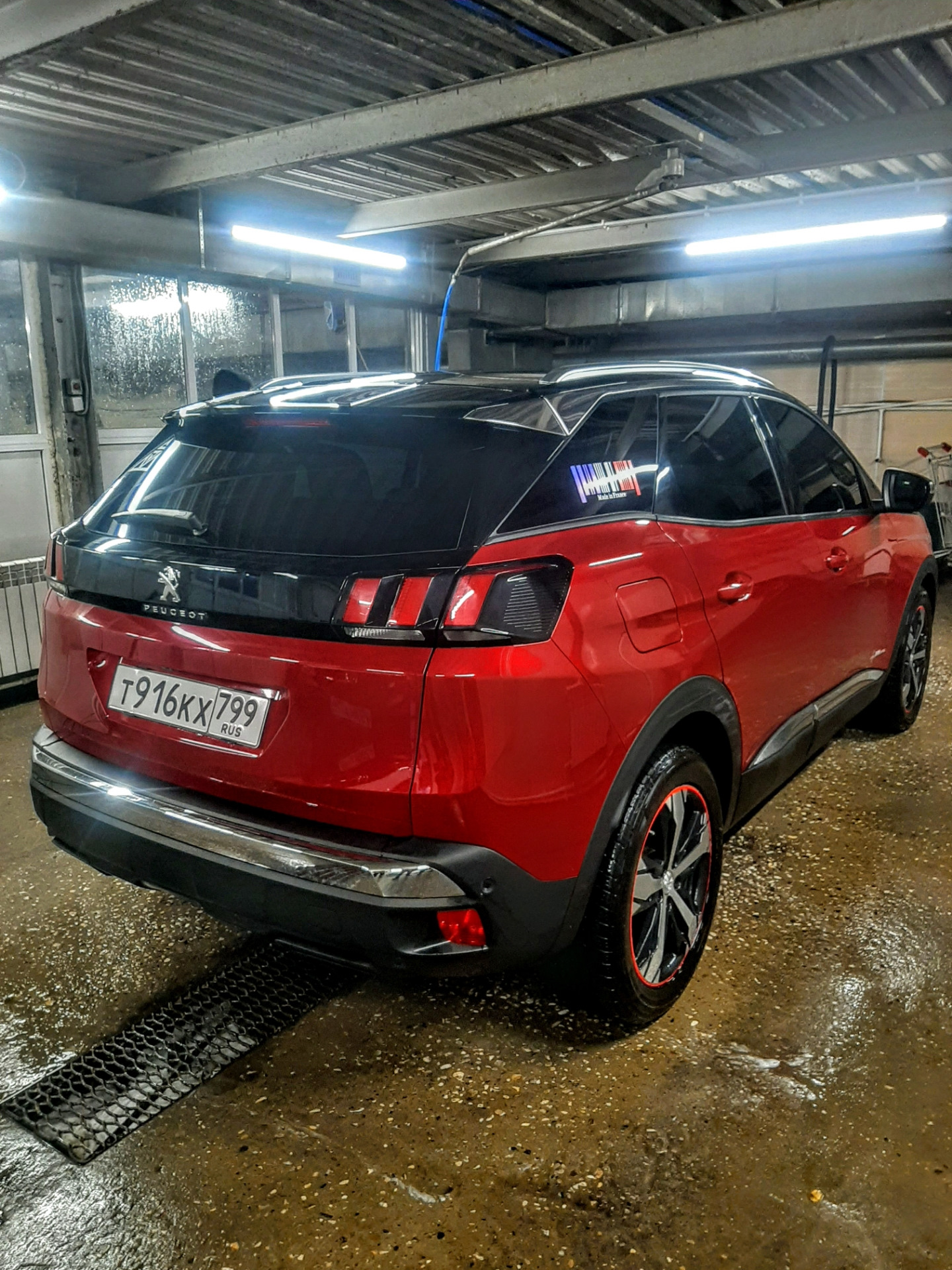 Просто фото — Peugeot 3008 (2G), 2 л, 2018 года | фотография | DRIVE2