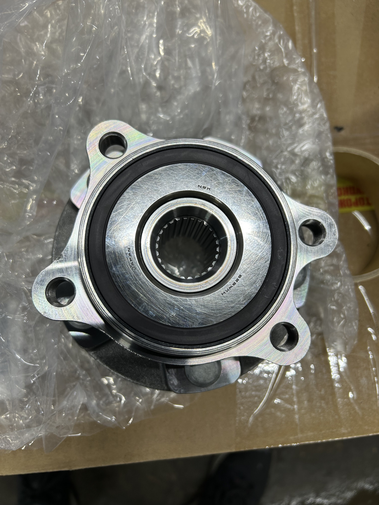 Очередной ремонт: передний правый ступичный, задние верхние рычаги и ...