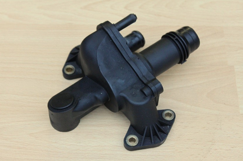 JDE38234 Труба Jaguar Land Rover | Запчасти на DRIVE2