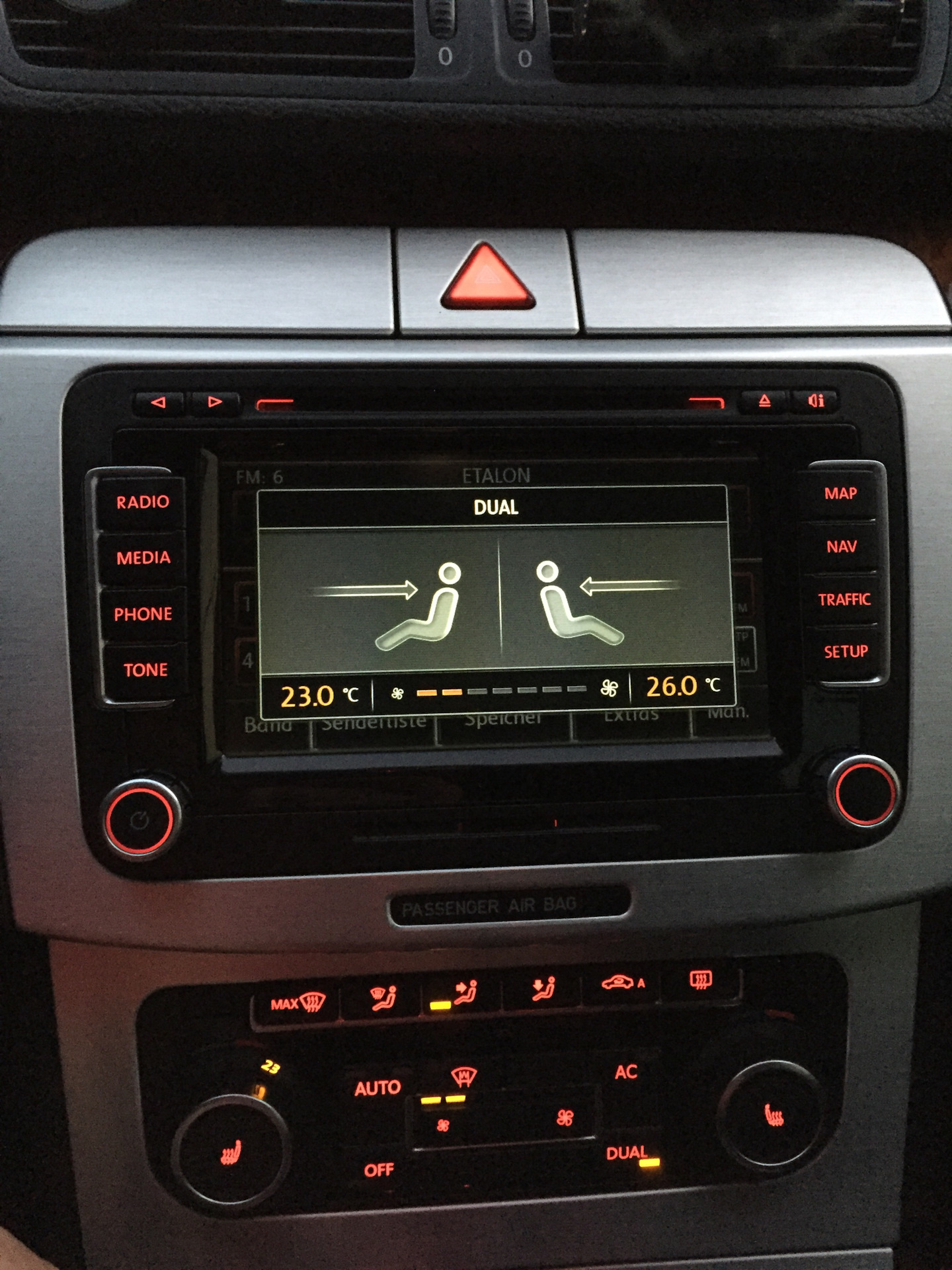 Установка Магнитолы RNS 510 — Volkswagen Passat B6, 1,8 л, 2010 года ...