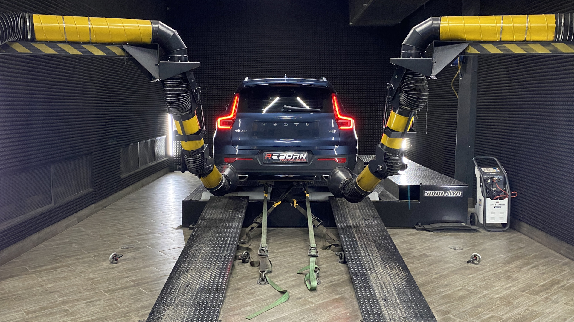 Volvo XC40 2.0 бензиновый 2021 | Вольван на DRIVE2