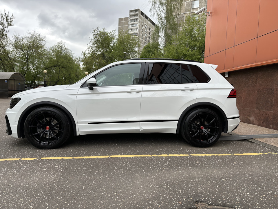 Eibach -35mm — Volkswagen Tiguan (2G), 2 л, 2020 года | тюнинг | DRIVE2