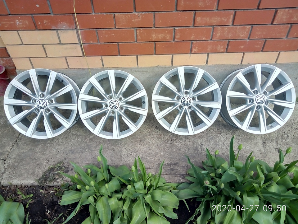 Продажа оригинального комплекта дисков R17 Филадельфия — Volkswagen ...