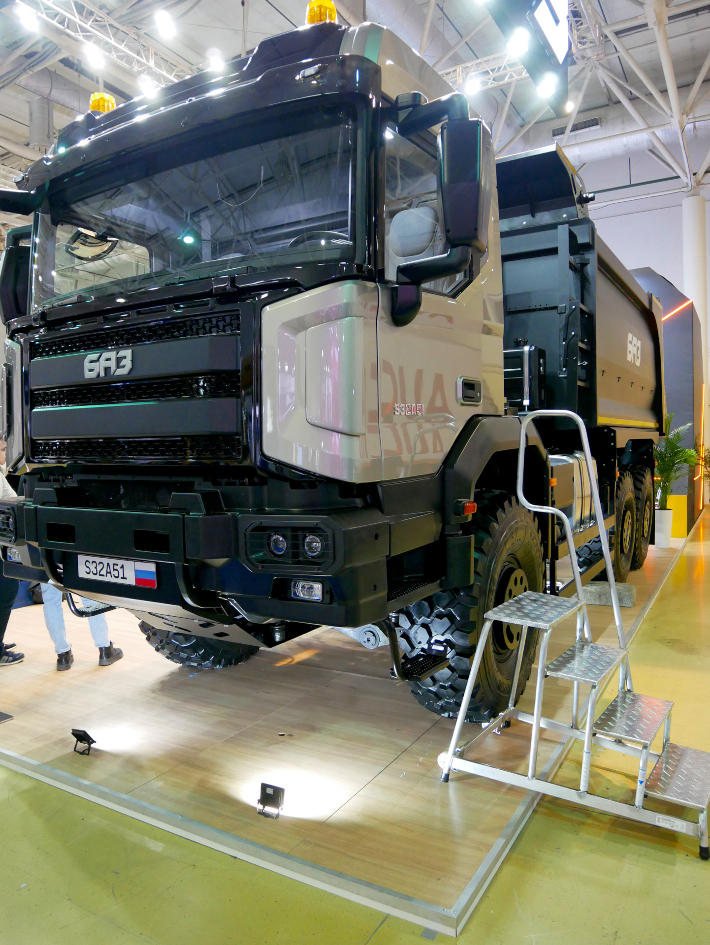 Чем ещё нас удивила выставка COMTRANS — Элитгаз на DRIVE2