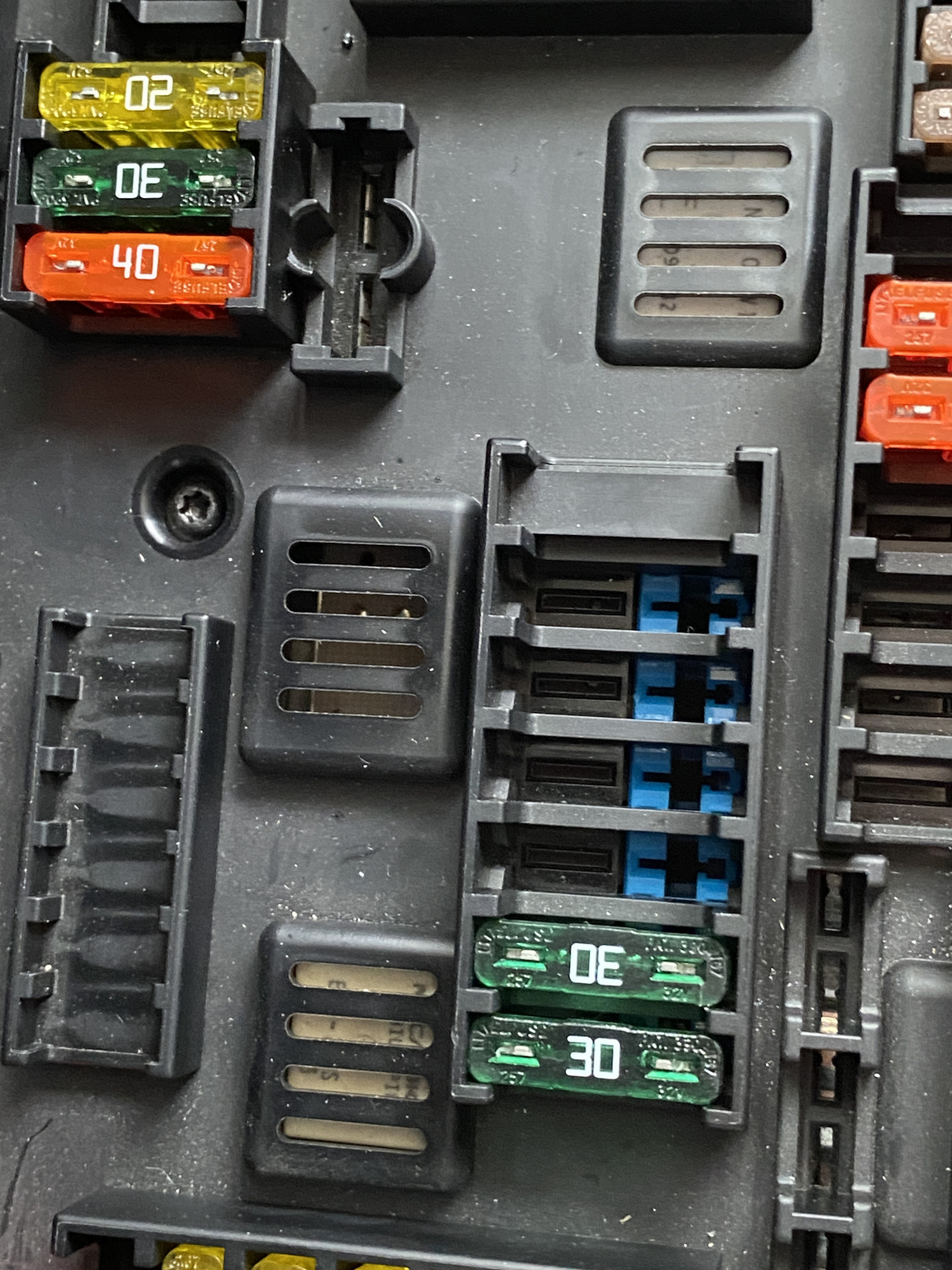 Контакт 30F (сзади) + REM V1 BMW F30 — BMW 3 series (F30), 2 л, 2012 ...