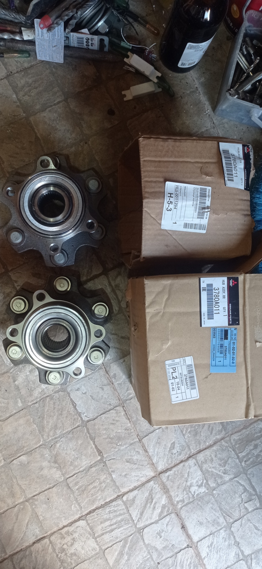 3780A011 Ступица в сборе Mitsubishi | Запчасти на DRIVE2