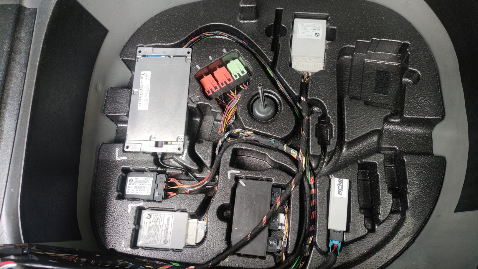 Дооснащение S235A с блоком AHM4R (Финал) — BMW 5 series Touring (E61 ...