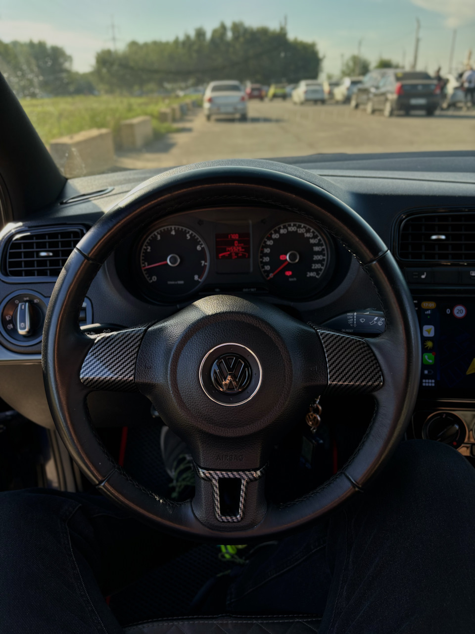 Молдинги на руль Поло — Volkswagen Polo Sedan, 1,6 л, 2011 года ...