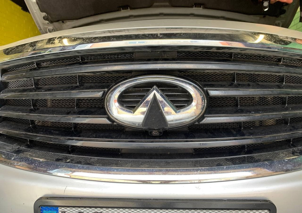 Установка ДХО + сеточка в решетку радиатора — Infiniti QX60 (1G), 3,5 л ...