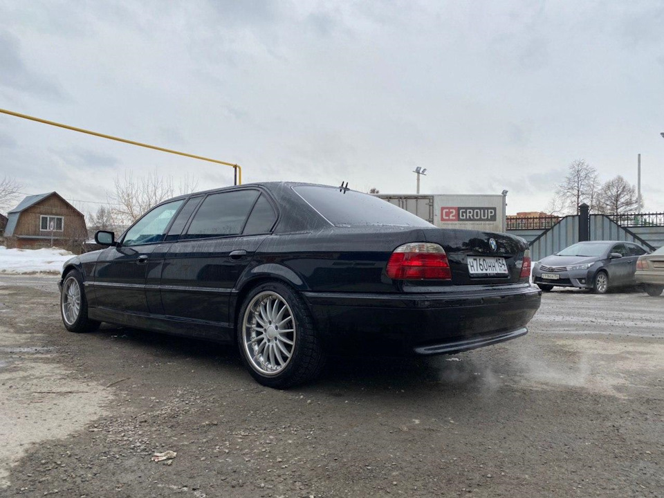 Первые фото BMW e38 L7 после небольших изменений — BMW 7 series (E38 ...