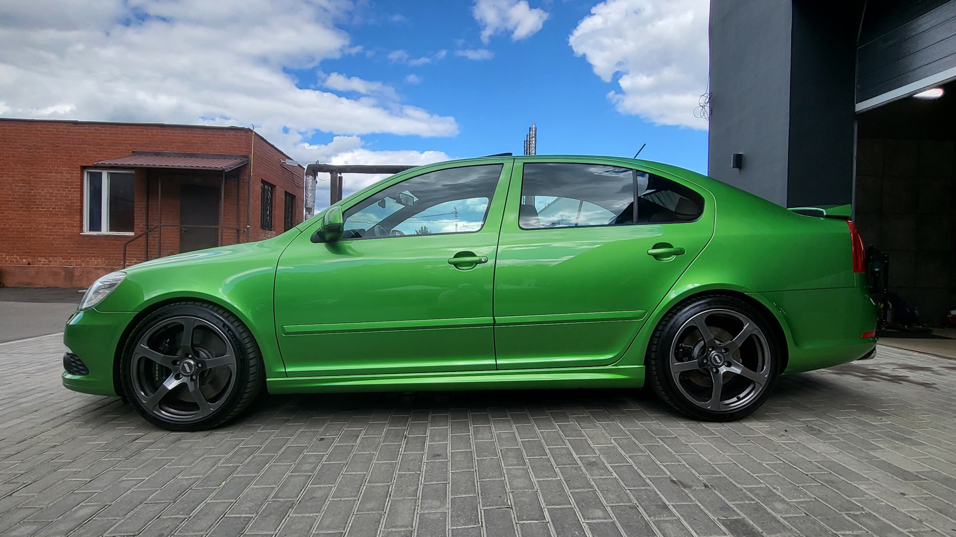 Skoda Octavia RS A5 Mk2 2.0 бензиновый 2012 | Stage 3 на DRIVE2