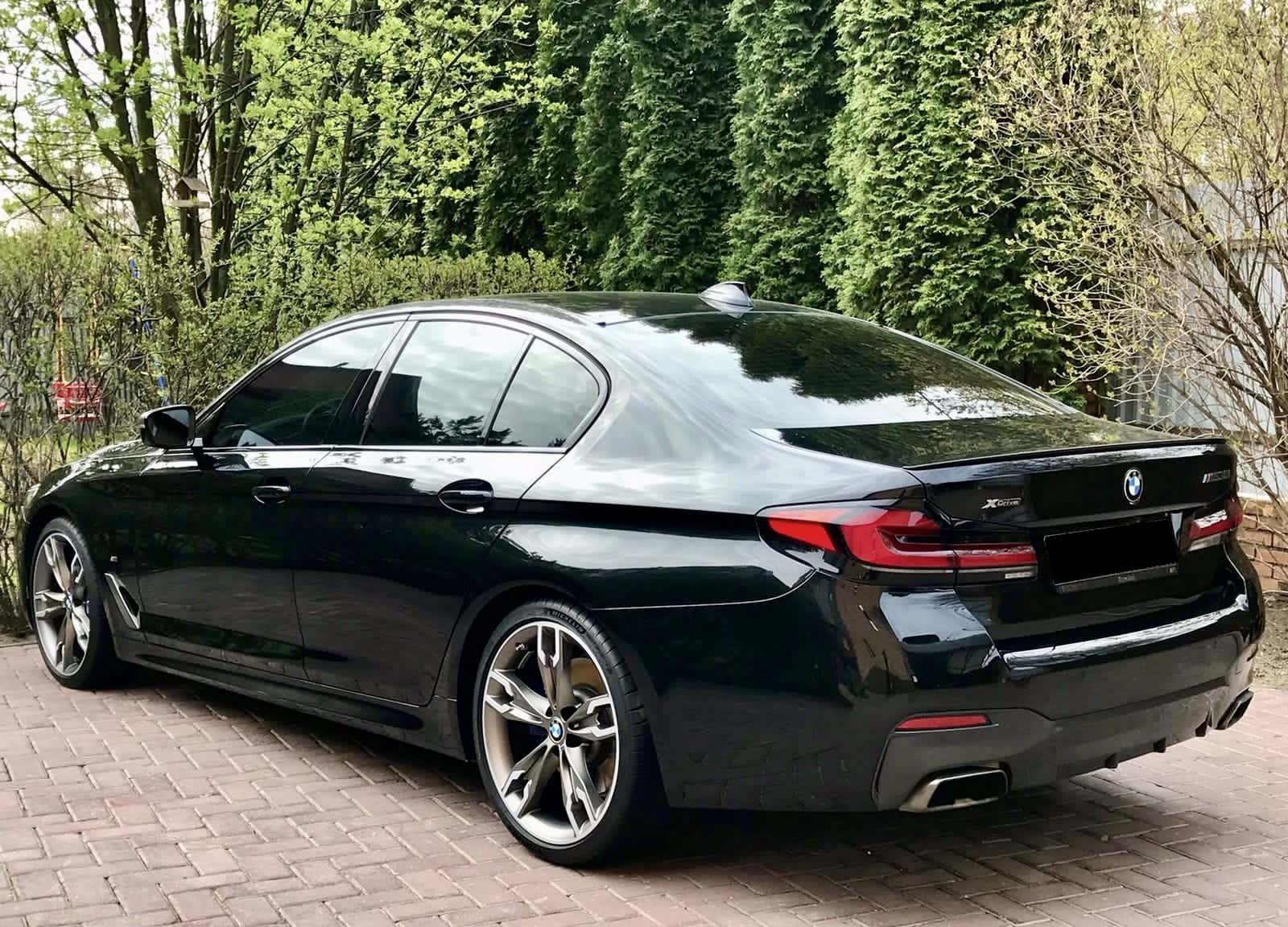Установил задний спойлер BMW M550 — BMW 5 series (G30), 2 л, 2020 года ...