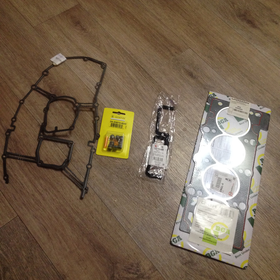 Замена прокладки ГБЦ, впускных клапанов, МСК BMW E46 M43b19 — DRIVE2