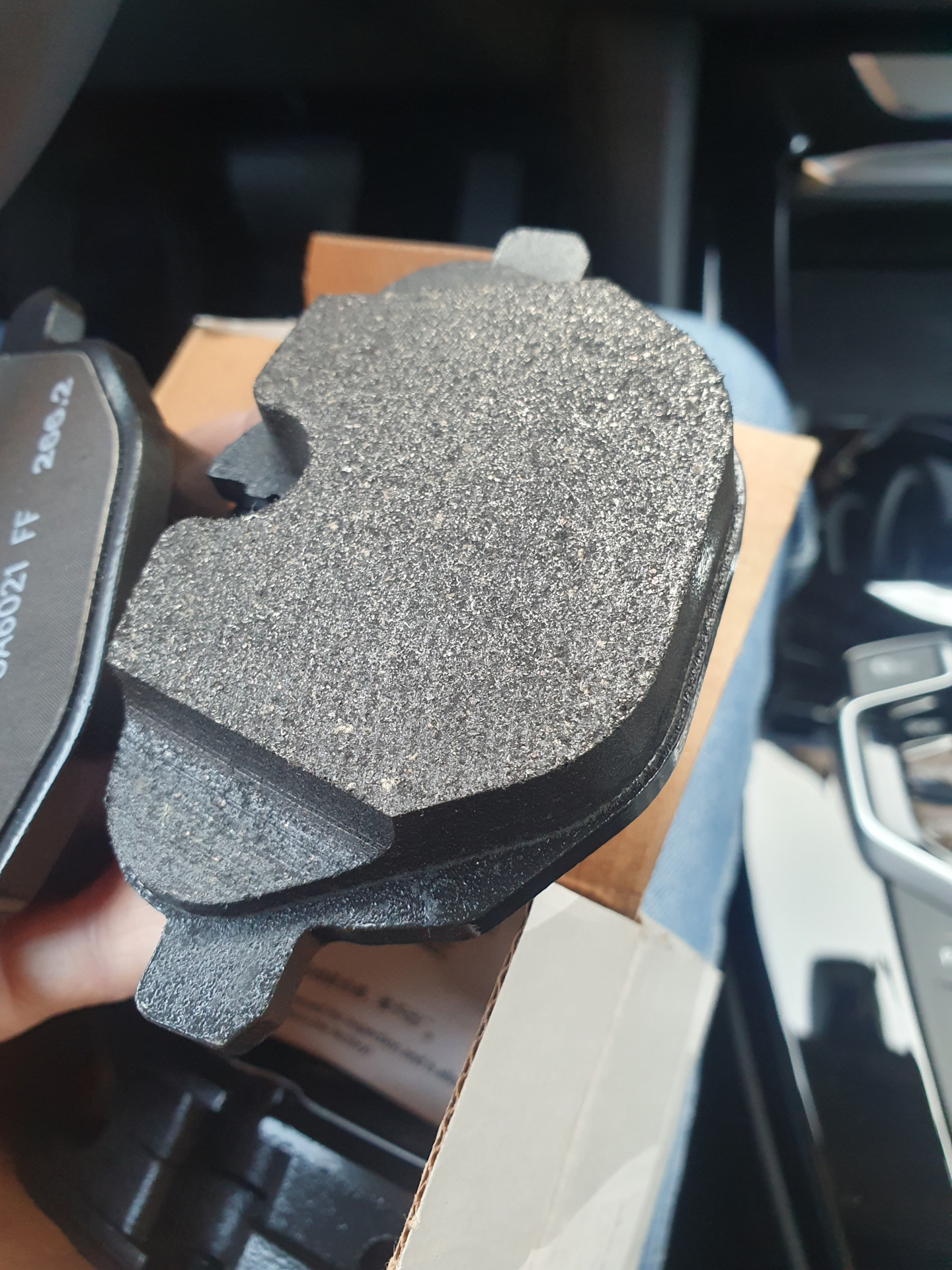 замена задних колодок 34216885451 — BMW X3 (G01), 2 л, 2020 года ...