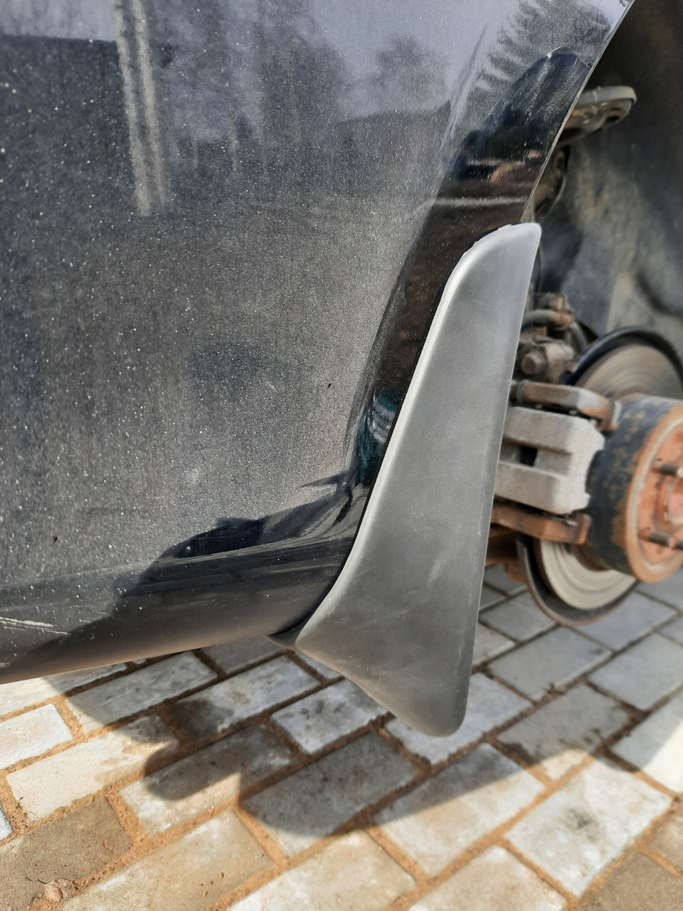 Установка брызговиков — Toyota Camry (XV50), 2,5 л, 2017 года ...