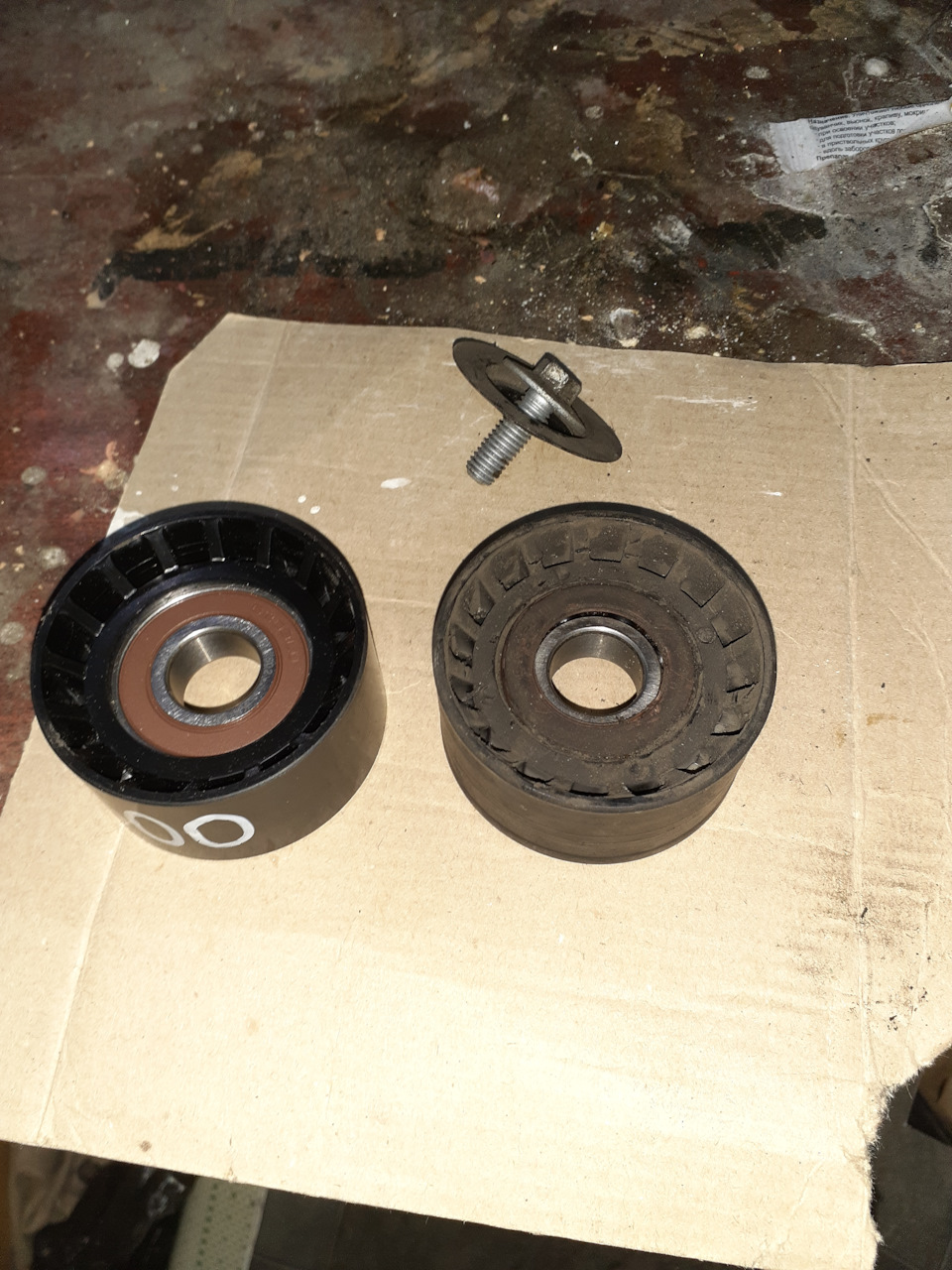 Паразитный ролик ремня вспомогательных агрегатов. — Renault Kaptur ...