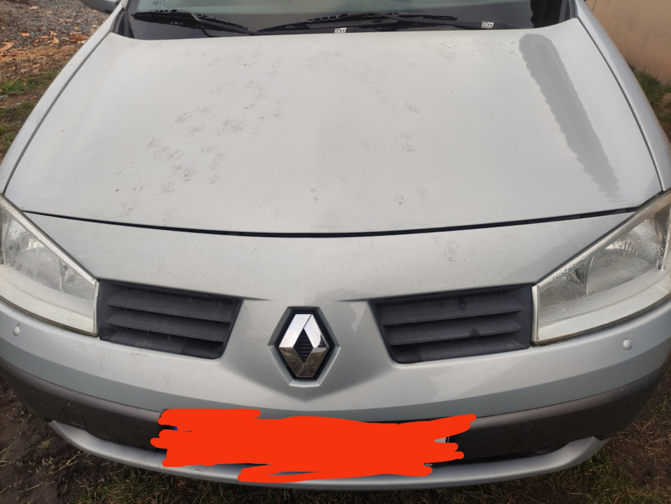 Зазор между бампером и капотом — Renault Megane II, 1,6 л, 2003 года ...