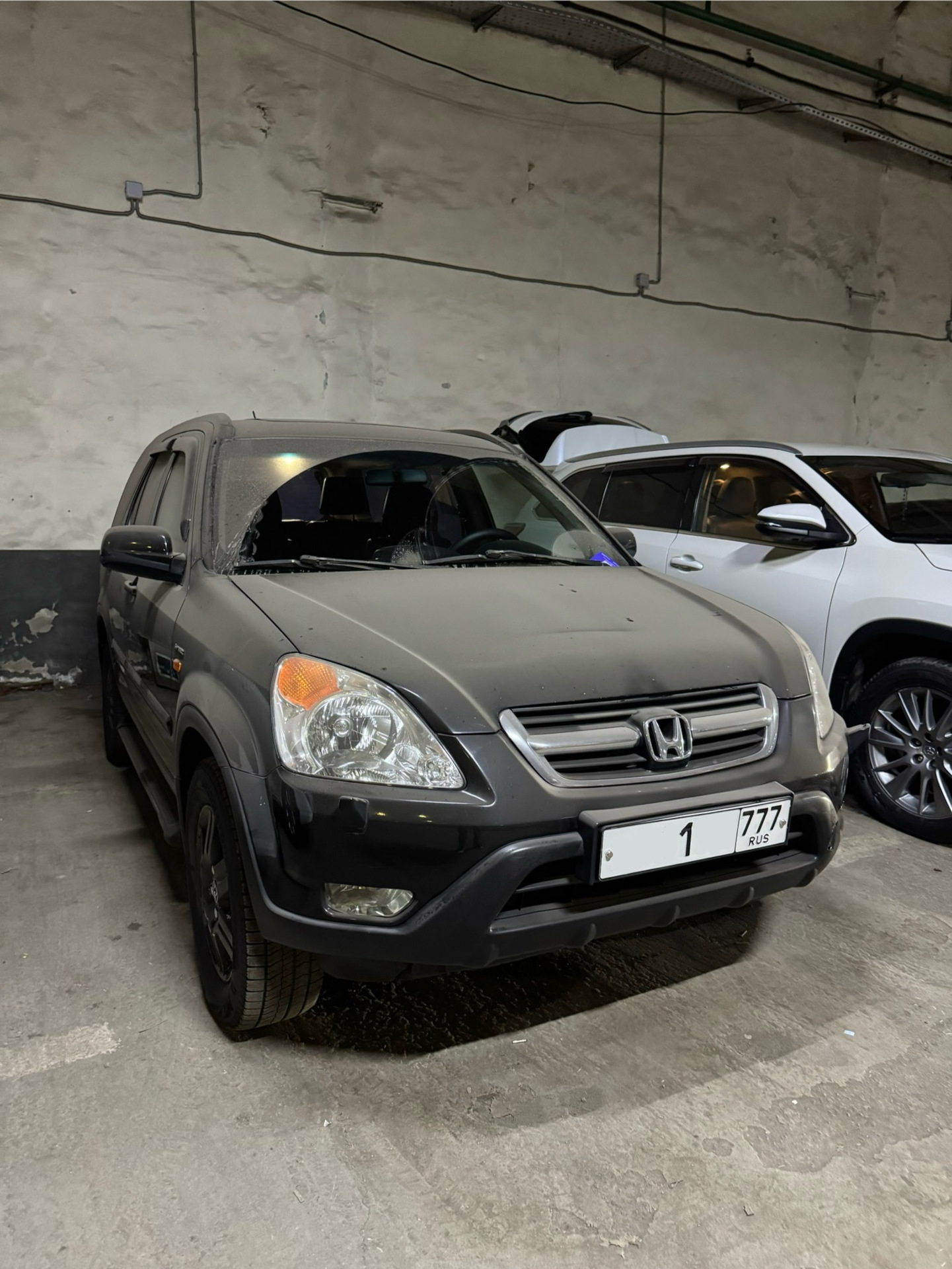 Черный бандит теперь радует другого владельца — Honda CR-V (RD4/RD5/RD6/RD7), 2 л, 2003 года ...