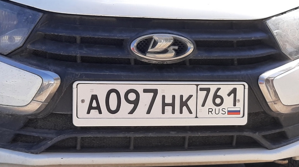 Защитная сетка радиатора — Lada Гранта (2G) FL, 1,6 л, 2019 года ...