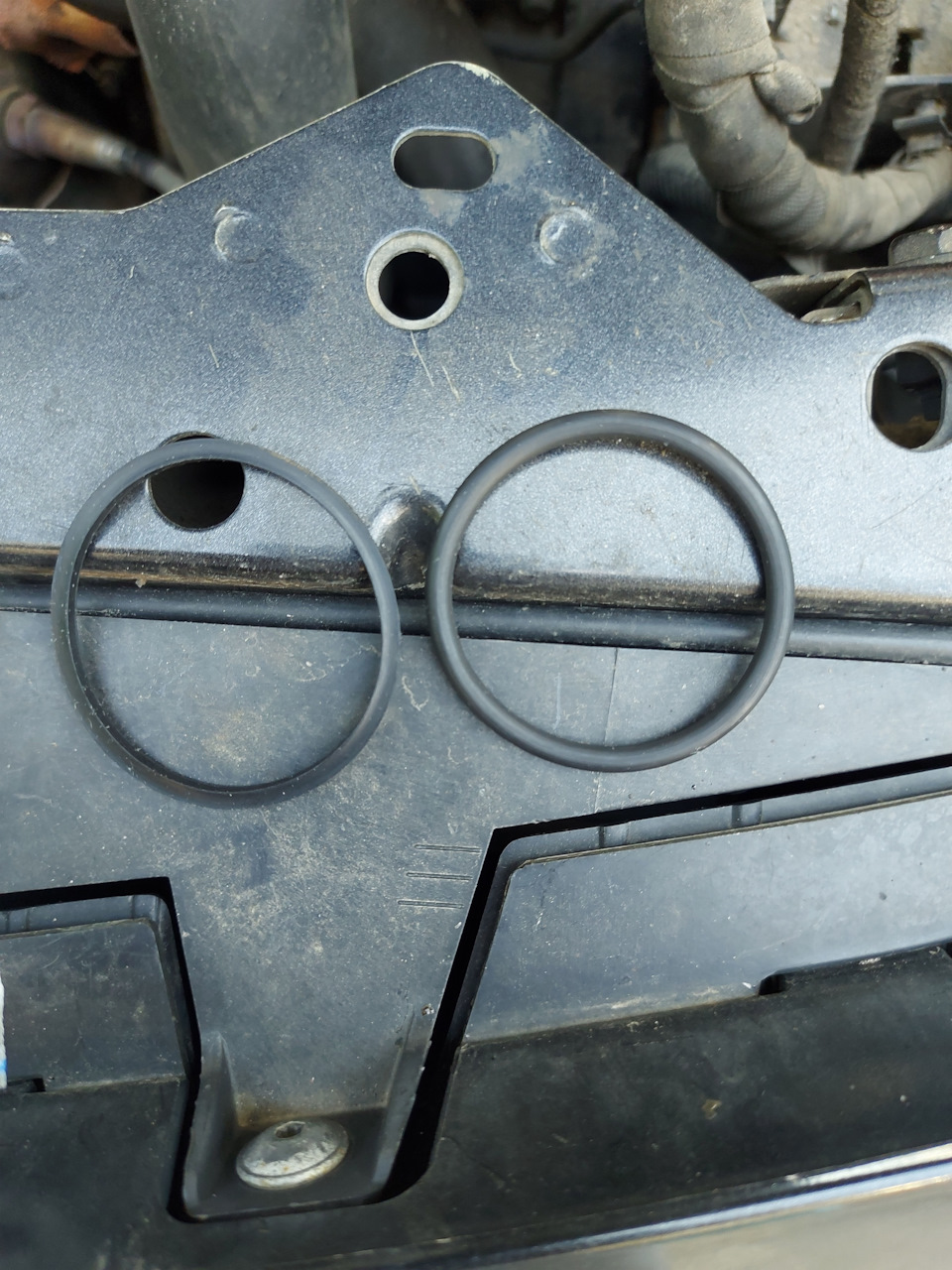 90272667 Уплотнение бачка тормозного цилиндра [ORG] GM | Запчасти на DRIVE2