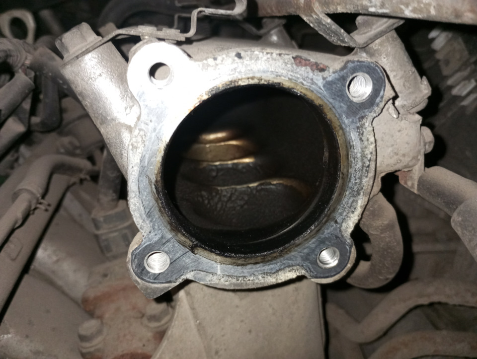 Дроссельная заслонка — Mitsubishi Grandis, 2,4 л, 2006 года | своими ...