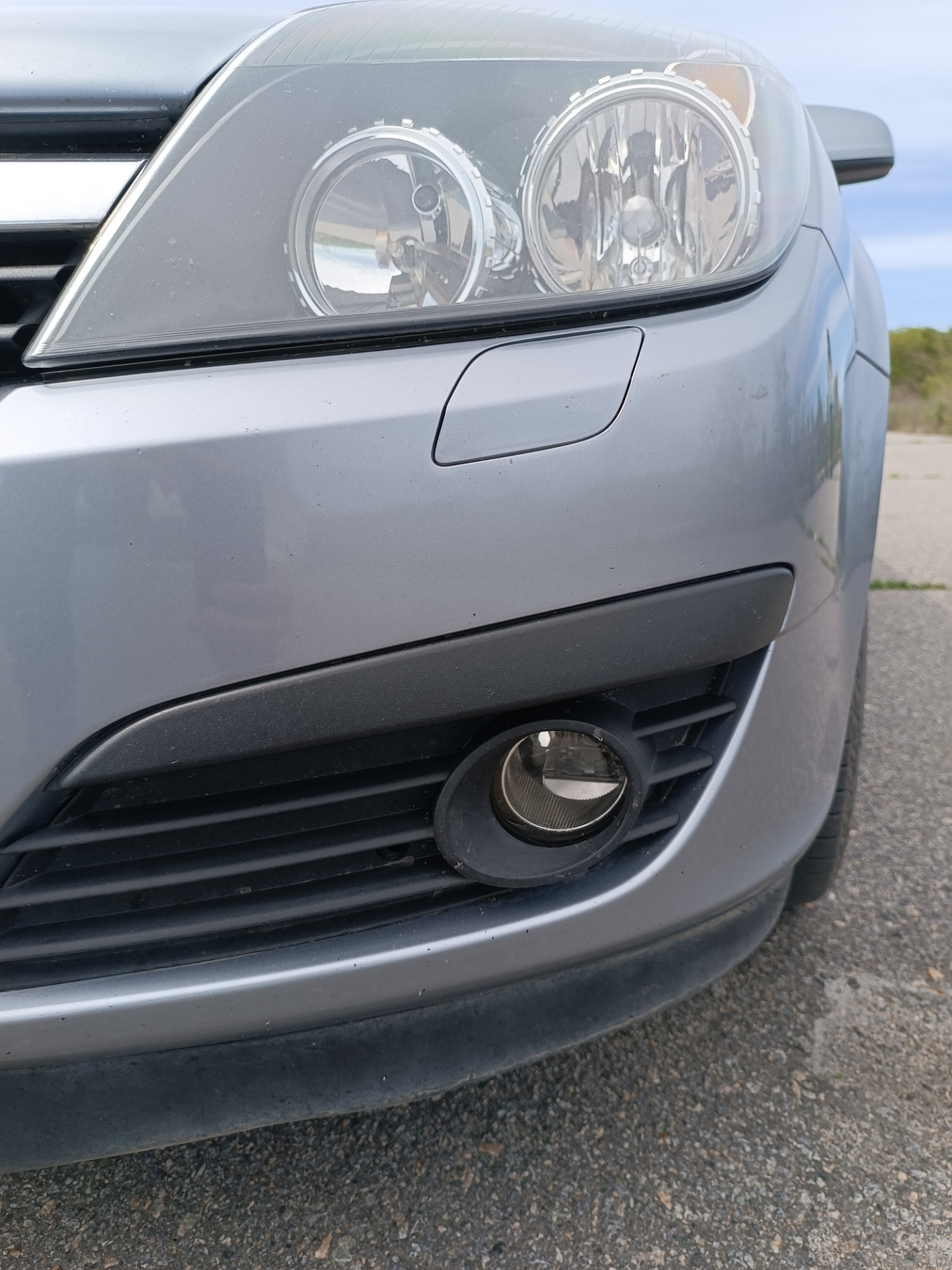 Замена противотуманных фар — Opel Astra H, 1,9 л, 2006 года | своими ...