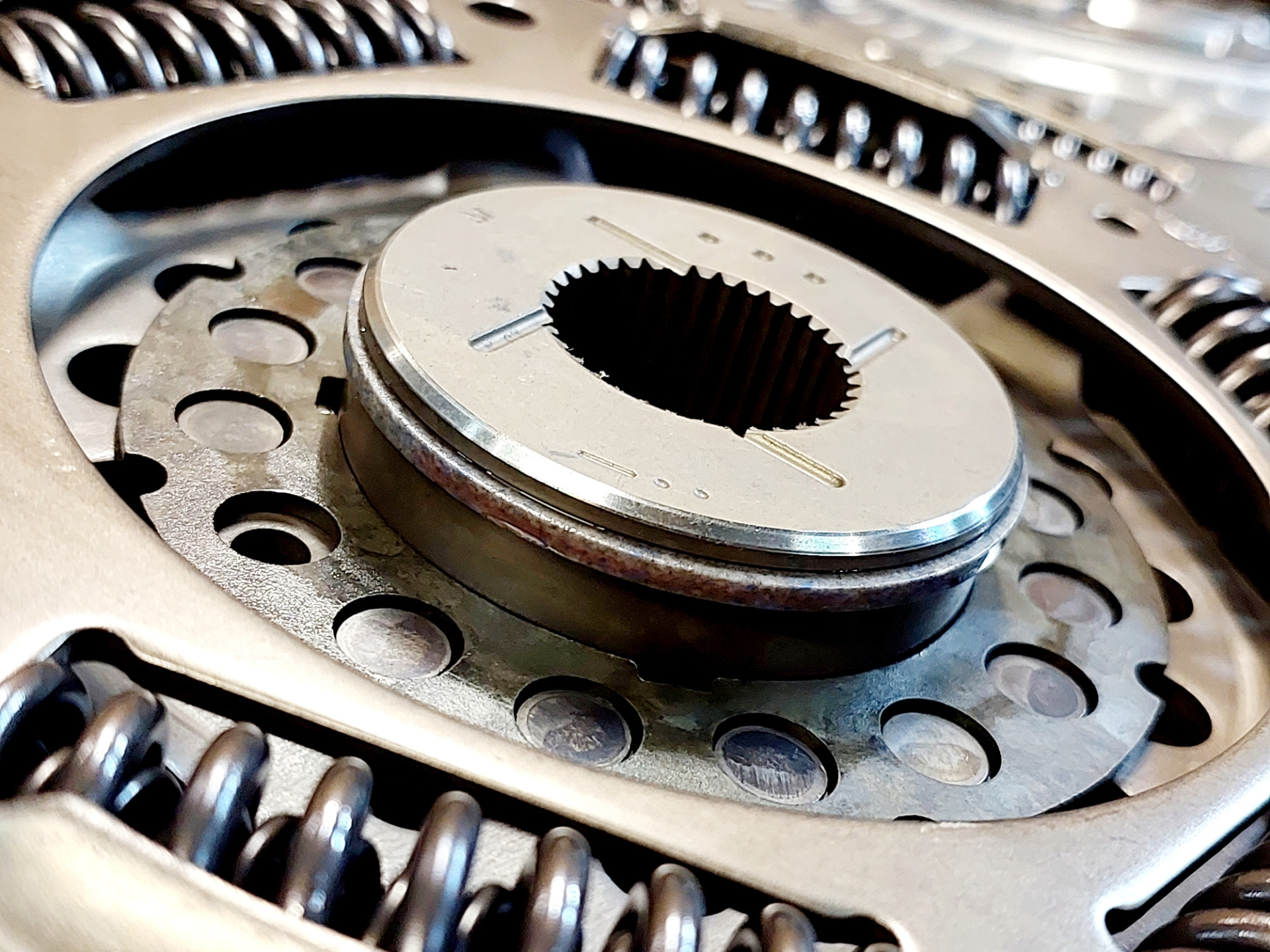 Ремонт АКПП 8L90 Chevrolet Tahoe (ошибки: P0700, P0747) — ZF-Expert на ...