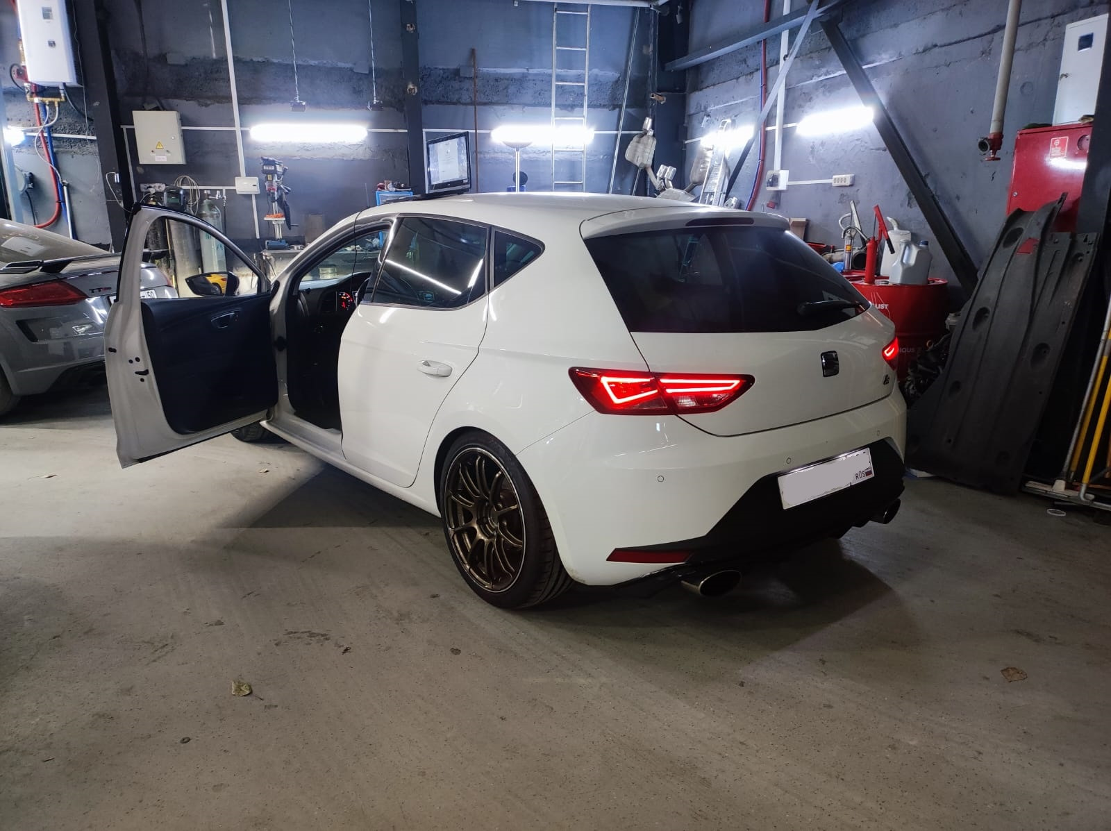 Stage3 TVS IS38 Low Boost — SEAT Leon FR (Mk3), 1,8 л, 2013 года ...