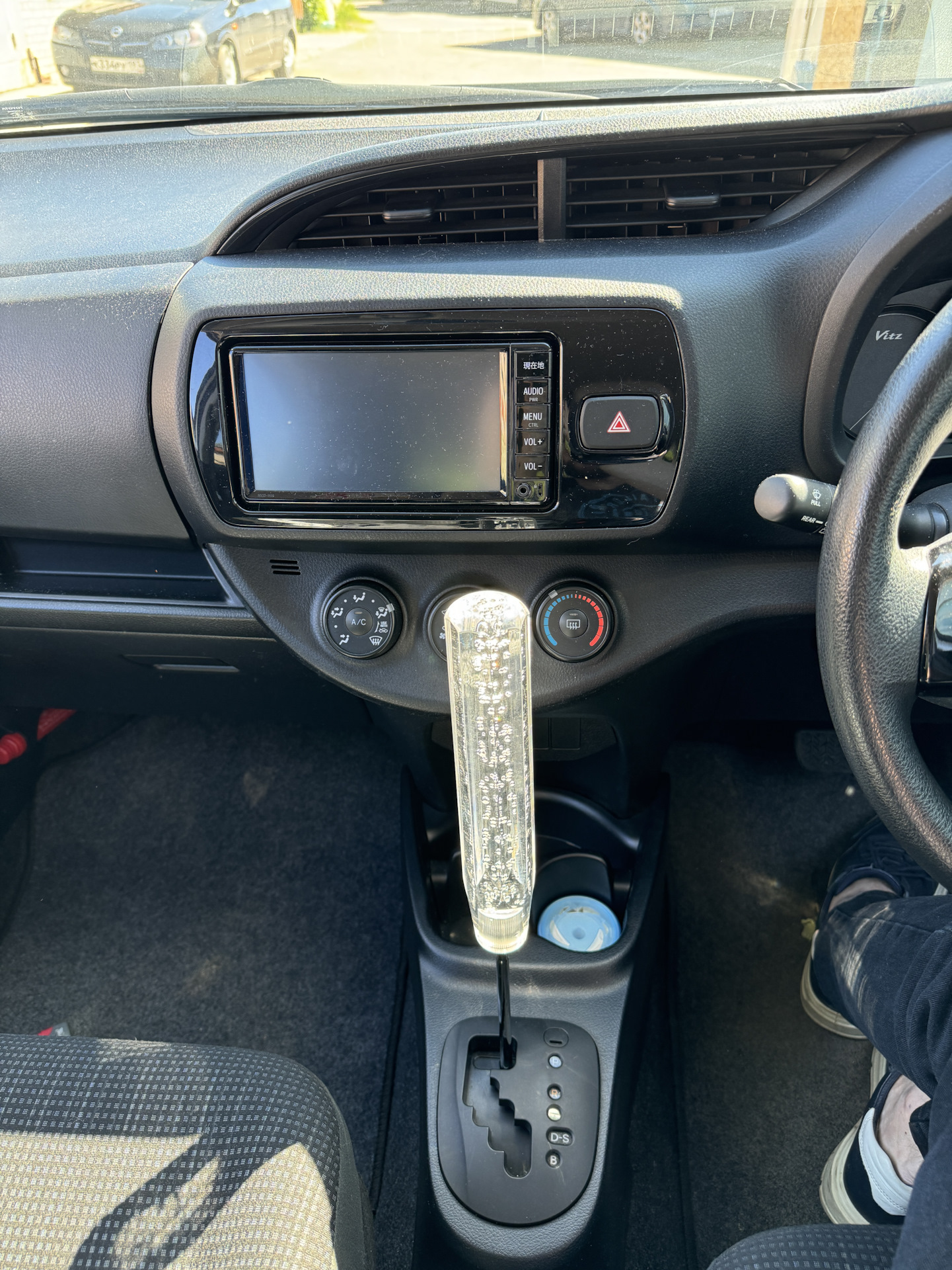 Чуть JDM — Toyota Vitz (130), 1 л, 2018 года | стайлинг | DRIVE2