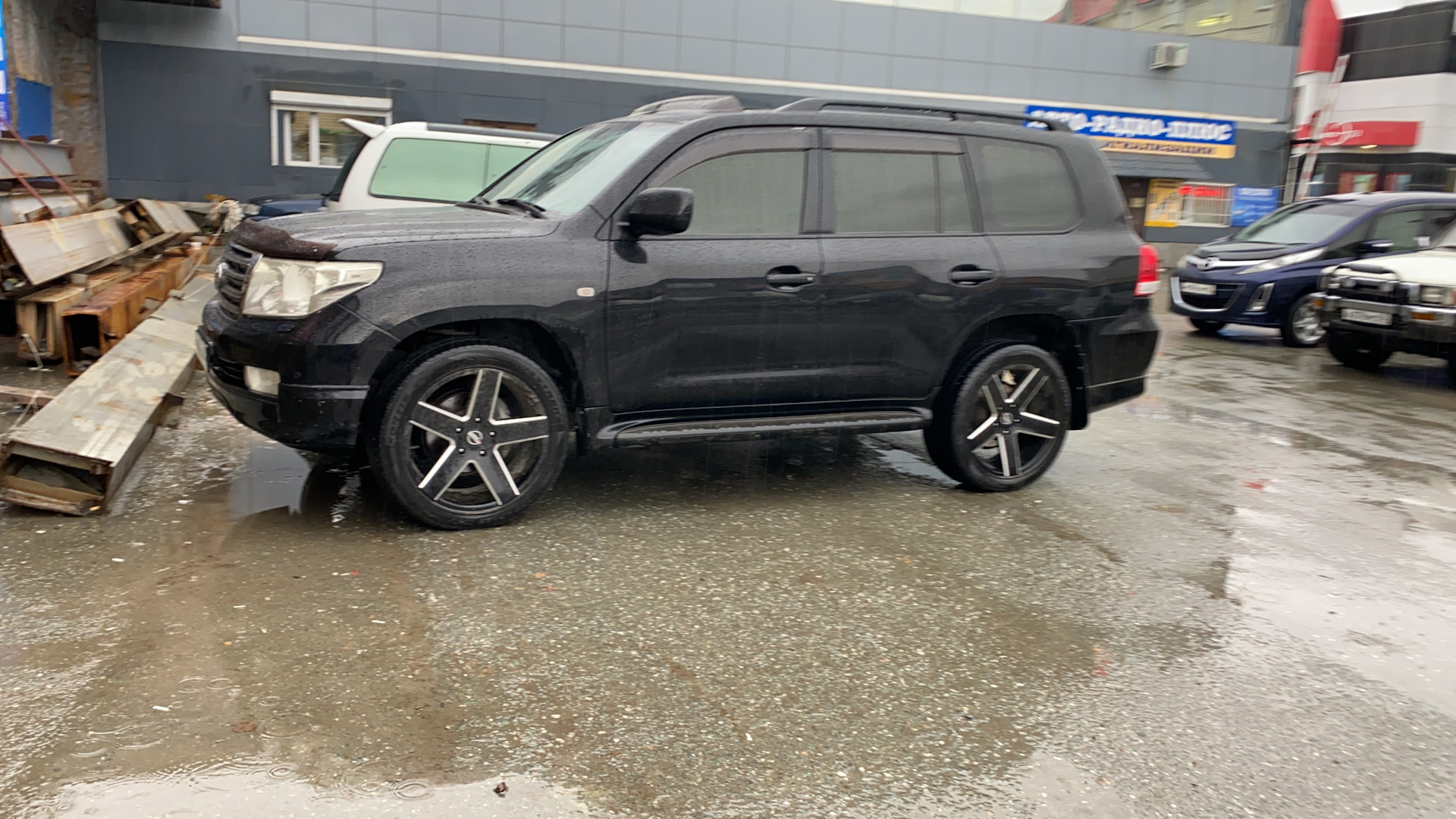 Toyota Land Cruiser 200 4.7 бензиновый 2008 | TLC 200 на DRIVE2