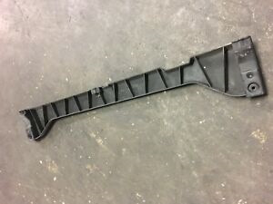 4F9807329 Кронштейн центральный заднего бампера / AUDI A6 05~11 VAG ...