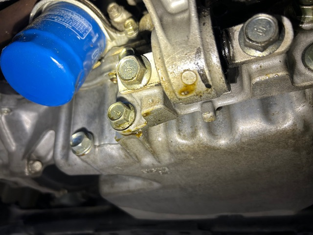 Замена двух прокладок кронштейна масляного фильтра. — Honda Civic Si ...