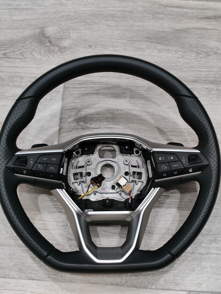 Рули SEAT подогрев, лепестки, KLR на SEAT Ateca, SEAT Leon (Mk III ...