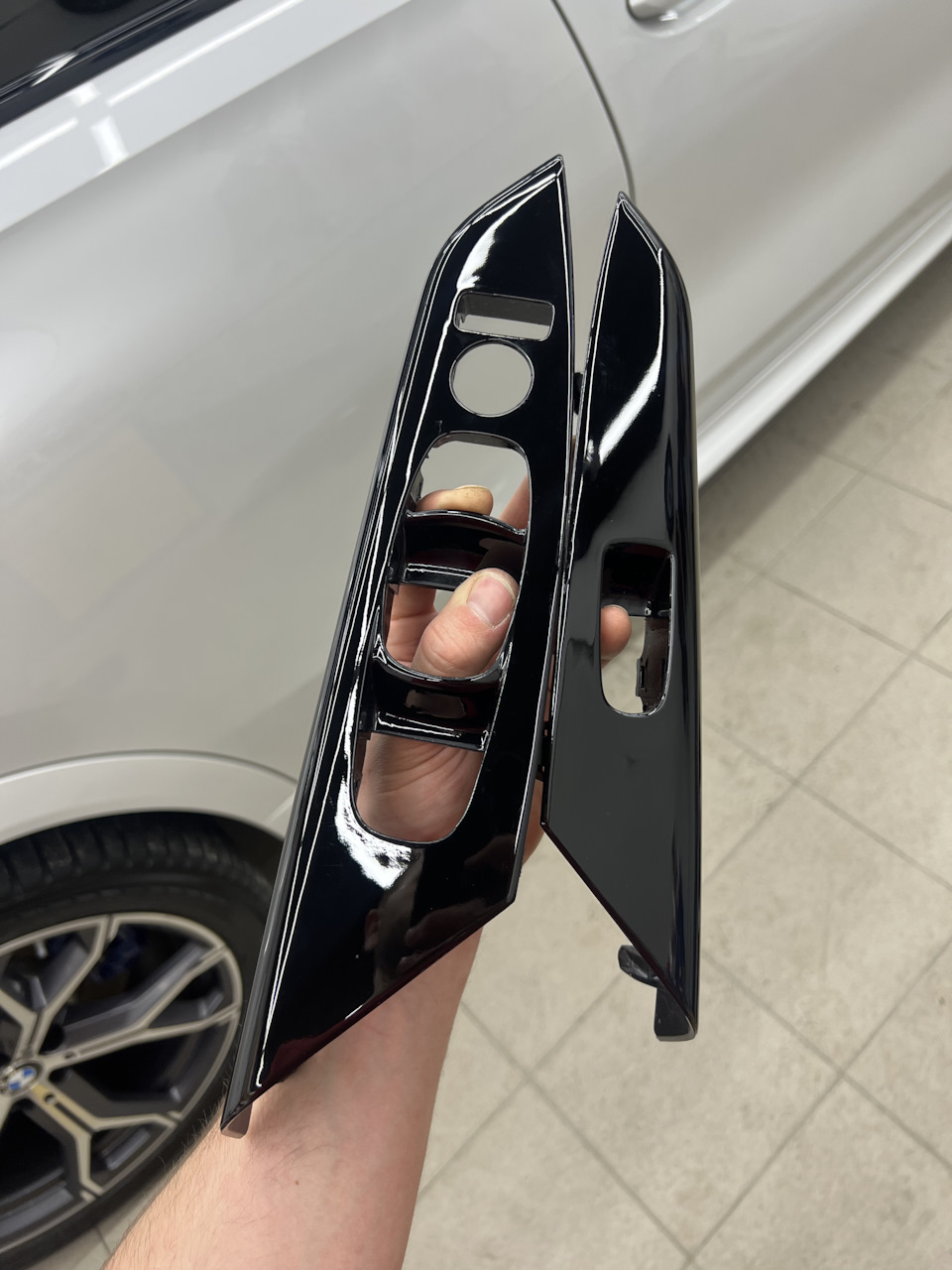Салонные вставки, подсветка номера — Nissan Serena Mk V (C27), 2 л ...