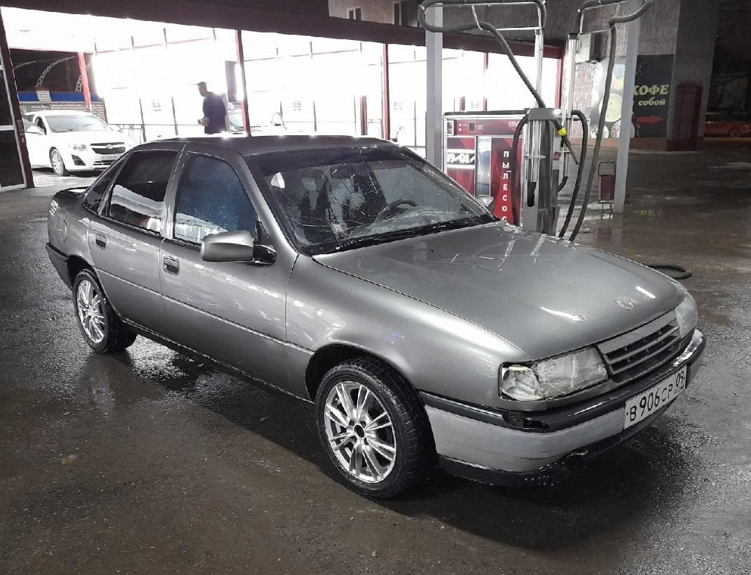 Опель вектра 90год — Opel Vectra A, 1,6 л, 1990 года | фотография | DRIVE2