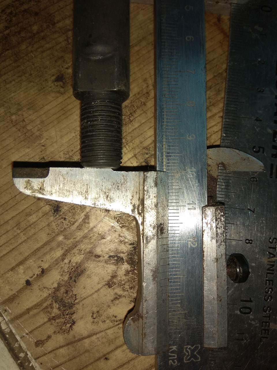 MR418673 болт развальный mitsubishi pajero/montero (00-06) Mitsubishi ...