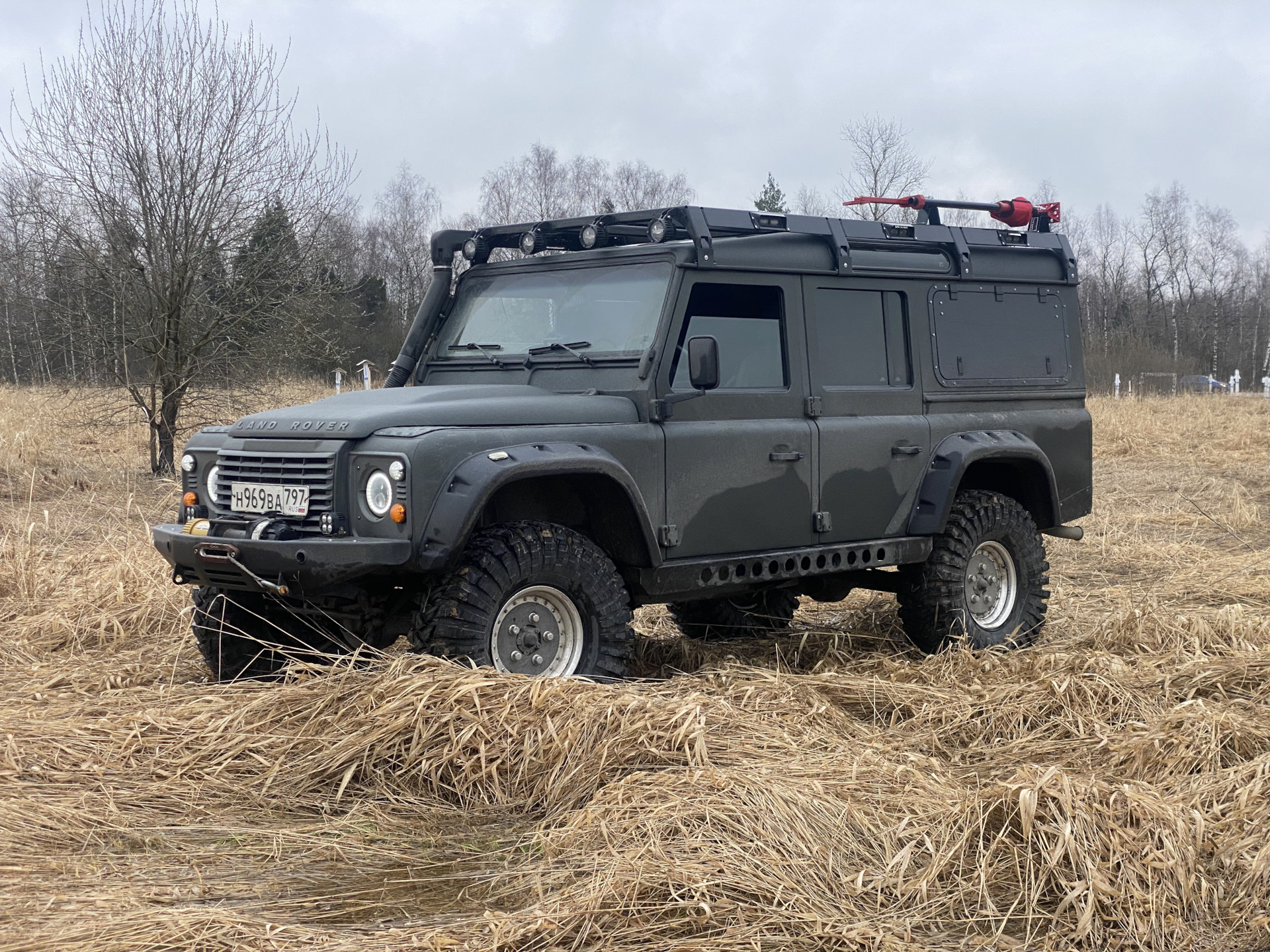 Чего нового… — Land Rover Defender (L315/L316), 2,4 л, 2007 года | просто так | DRIVE2