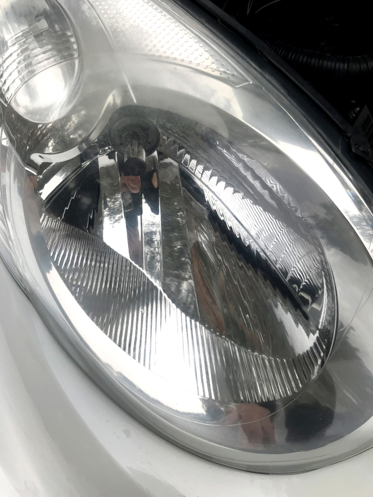 Головной свет H4 от HELLA — Citroen C1 (1G), 1 л, 2011 года ...