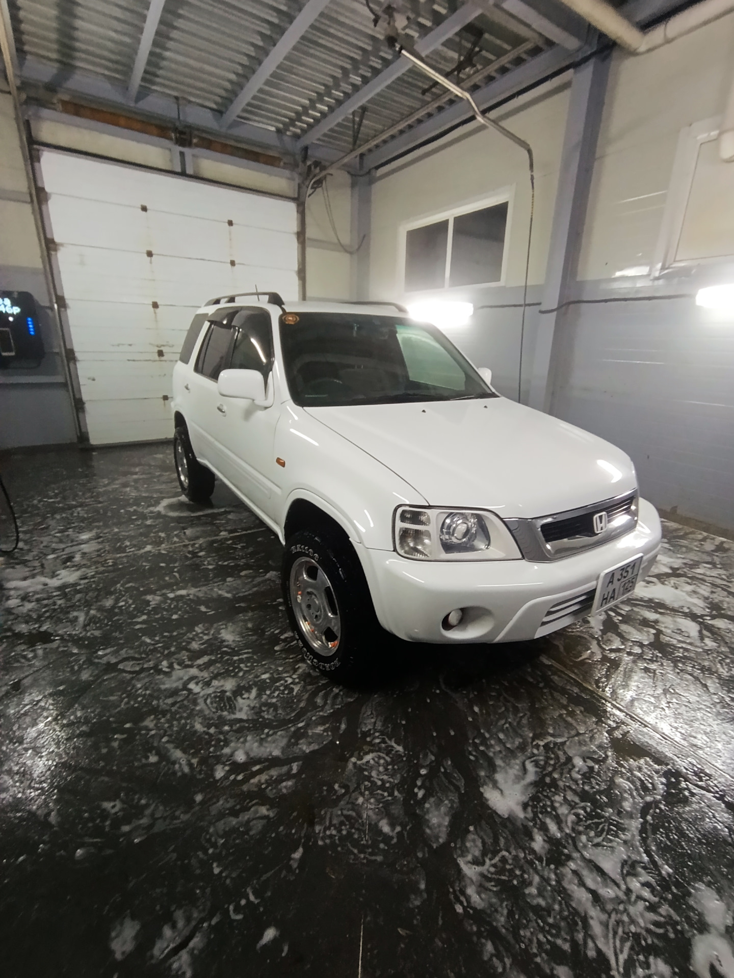 Просто мойка в теплый ноябрь) — Honda CR-V (RD1/RD2), 2 л, 1998 года | мойка | DRIVE2