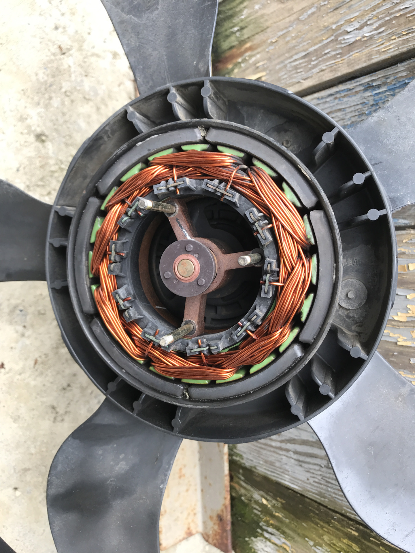 Замена вентилятора кондиционера E53 — BMW X5 (E53), 3 л, 2004 года ...