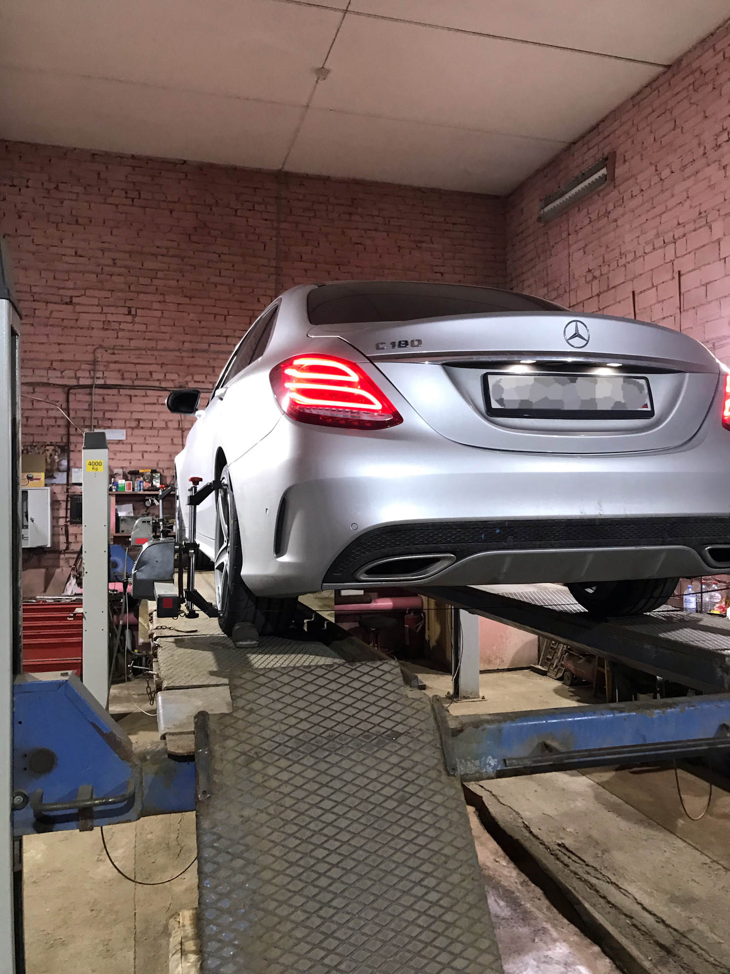 К лету почти готов! — Mercedes-Benz C-Class (W205), 1,6 л, 2017 года | плановое ТО | DRIVE2