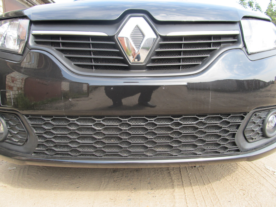 Апгрейд накладки под номерной знак — Renault Sandero 2G, 1,6 л, 2015 ...