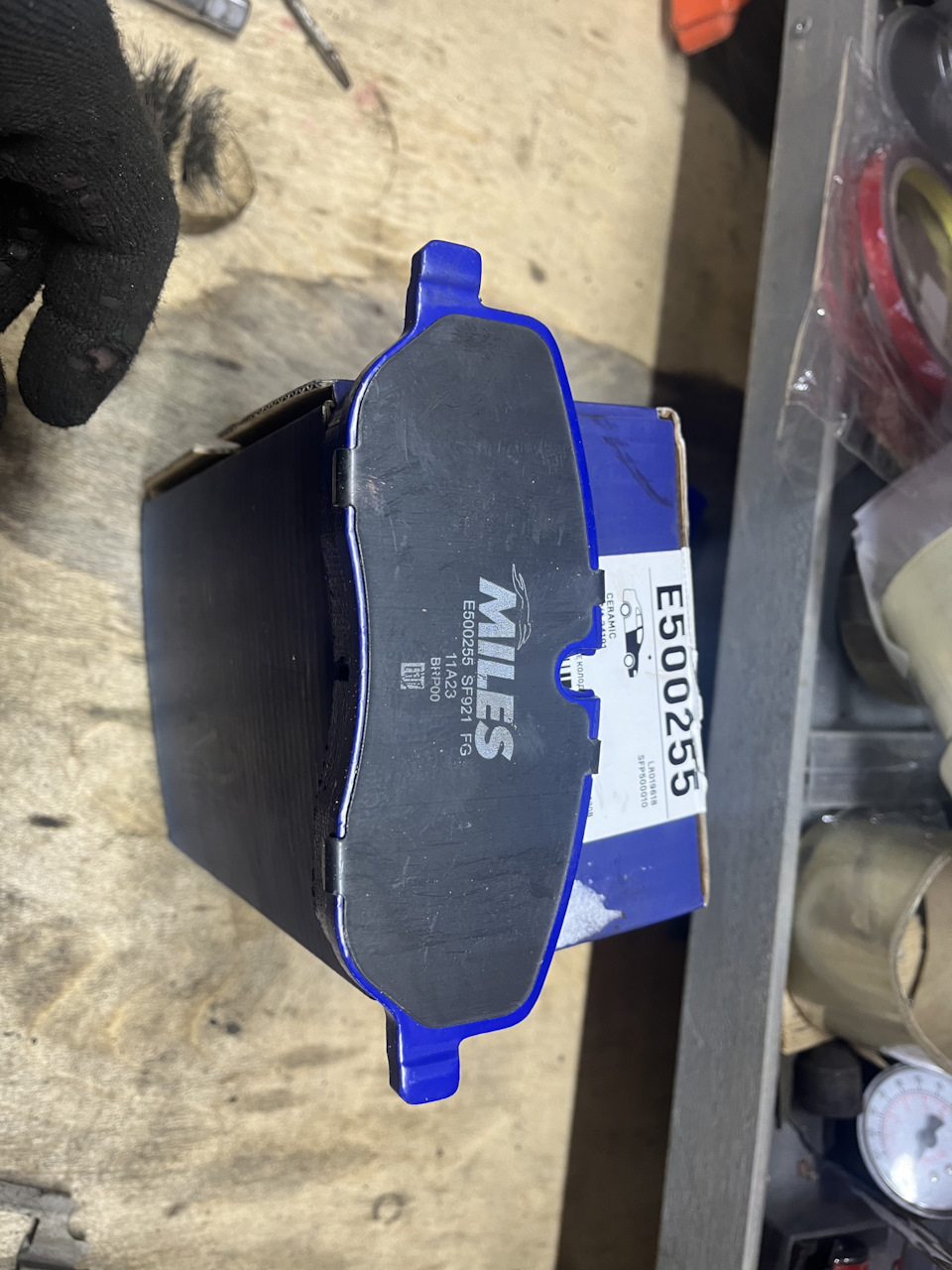 LR019618 Комплект тормозных накладок Jaguar Land Rover | Запчасти на DRIVE2