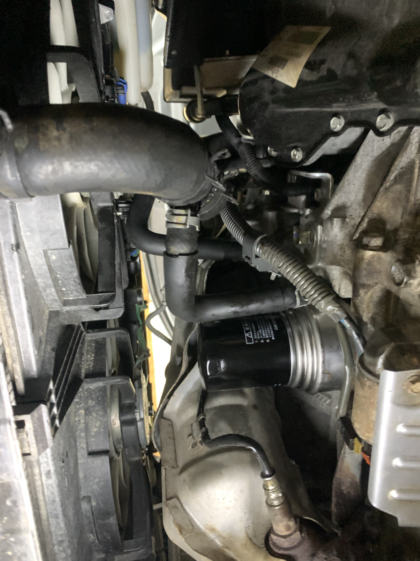 Теплообменник масла Двс. — Mitsubishi Outlander (3G), 3 л, 2020 года ...