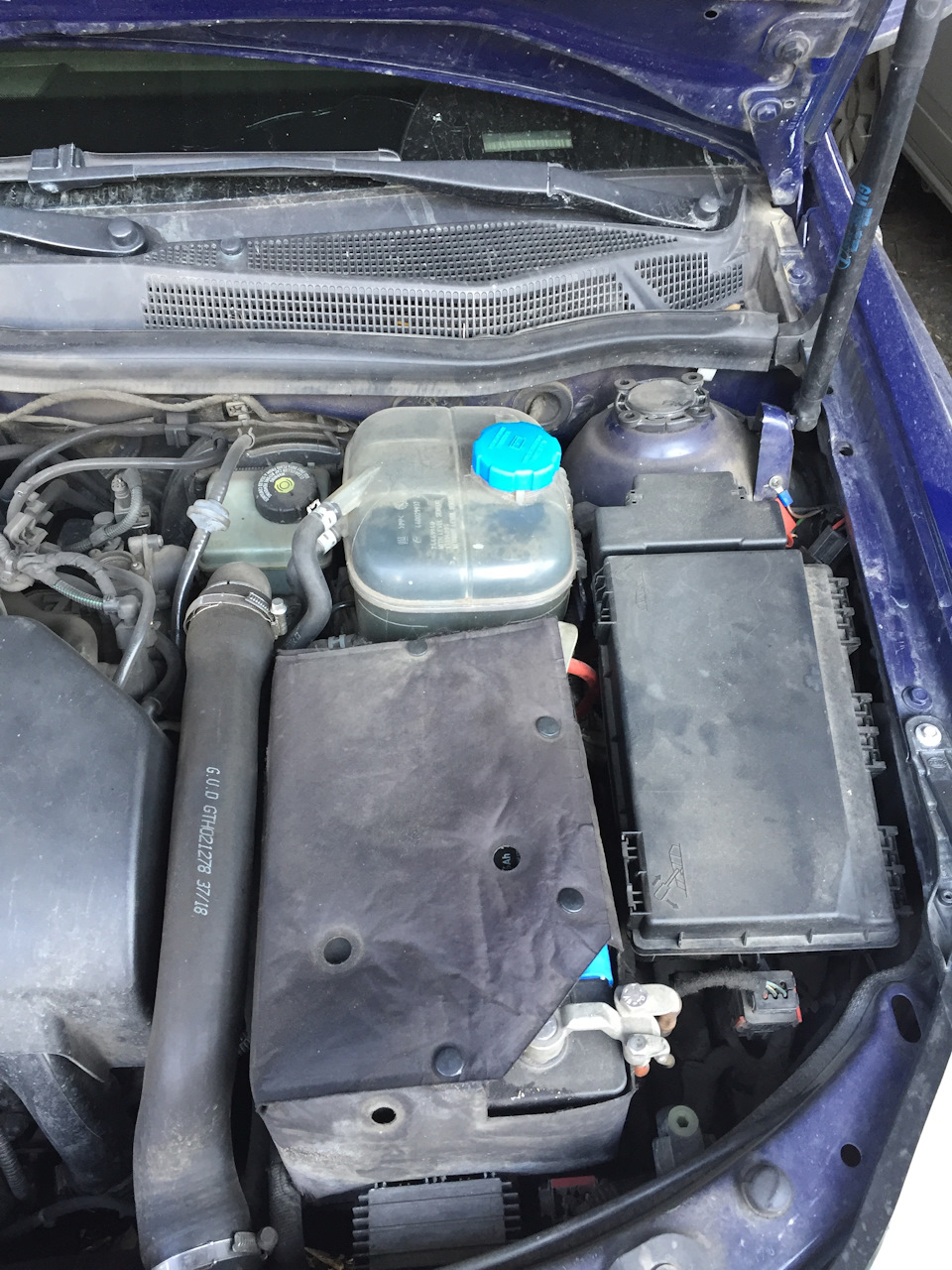 [107] Fiat — Крышка расширительного бачка — Opel Astra H, 1,3 л, 2007 ...