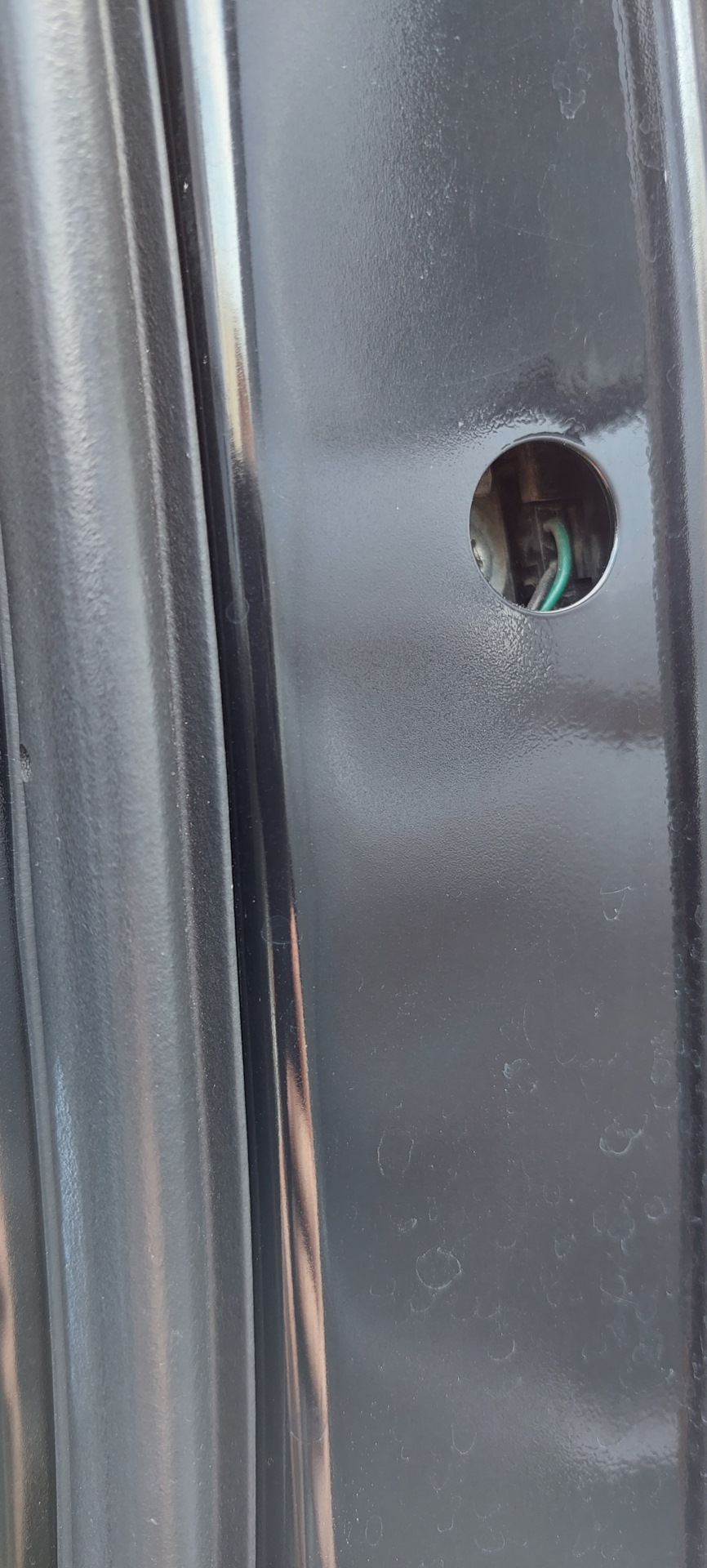 Про заглушку ручки двери… — Mitsubishi Outlander PHEV, 2 л, 2013 года ...