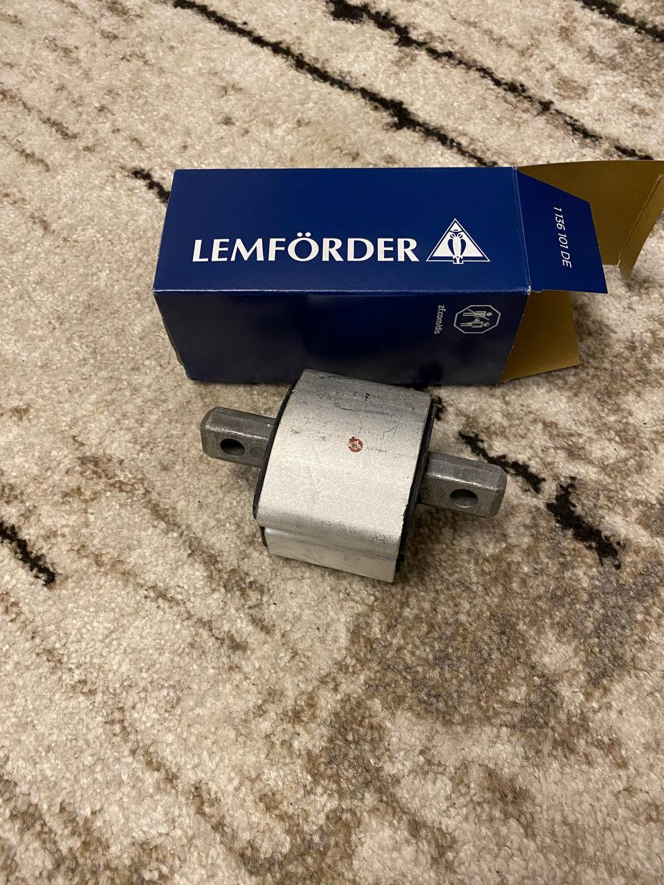 Замена подушек под ДВС и АКПП + рычаг подвески — Mercedes-Benz E-Class ...