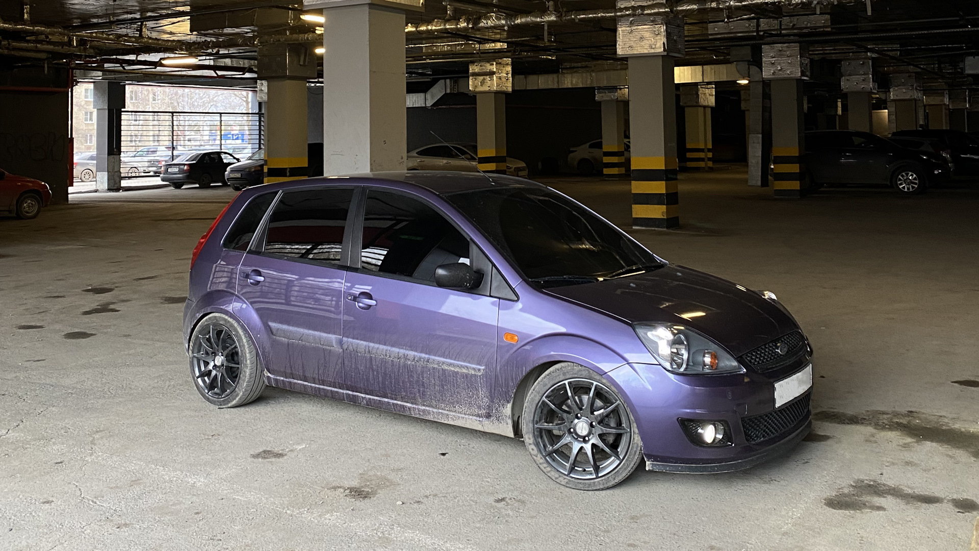 Ford Fiesta (Mk V) 1.4 бензиновый 2008 | Purple Beasst на DRIVE2